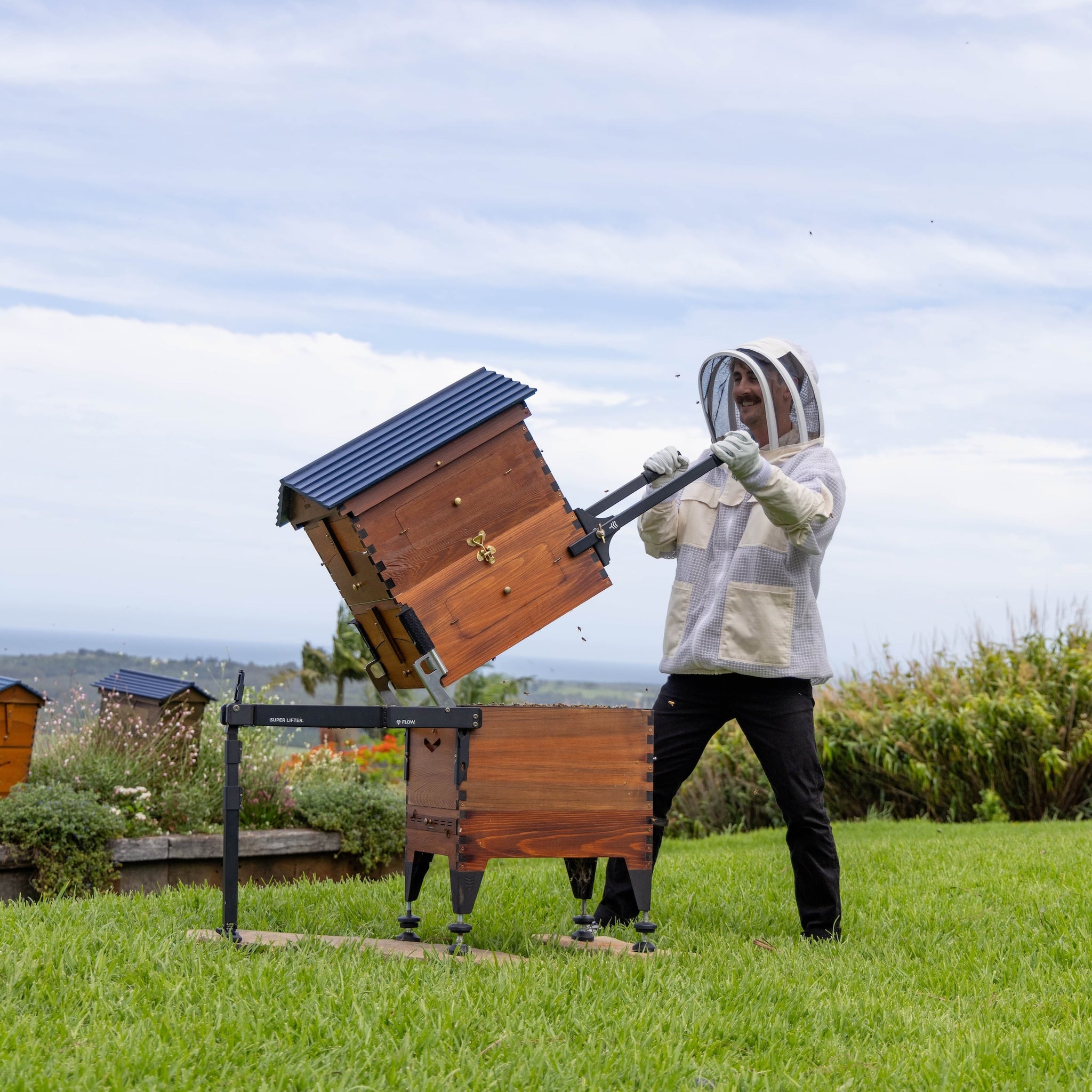 Flow Super Lifter - Flow Hive CA